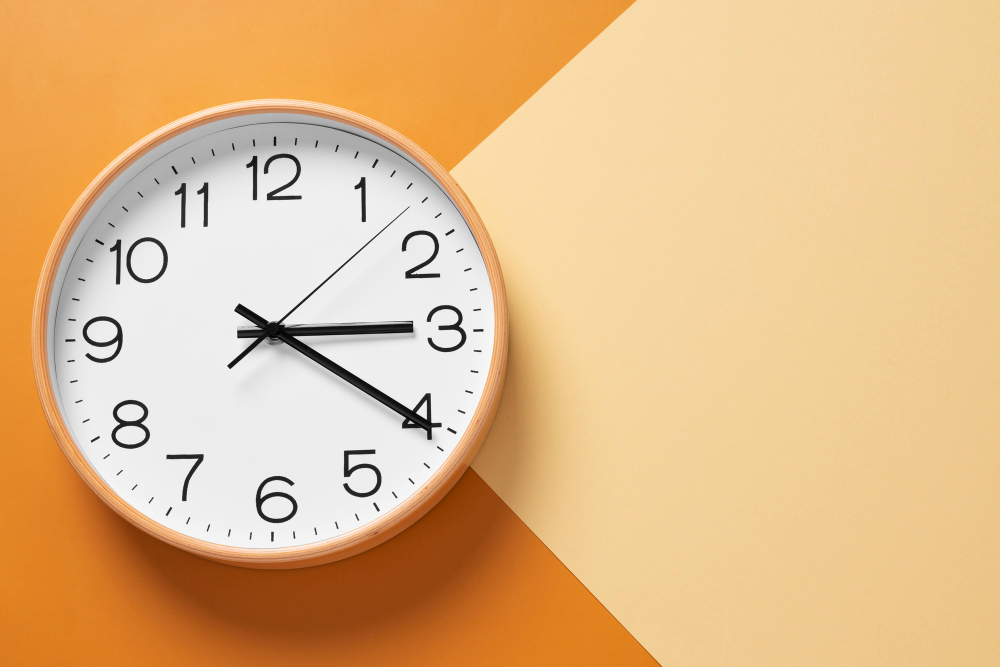 What's the difference between "IN an hour" and "an hour LATER"? | The ...
